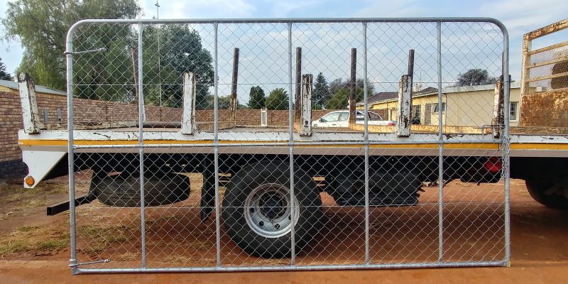 Diamond Mesh Gate Gallery – Galilee Gates